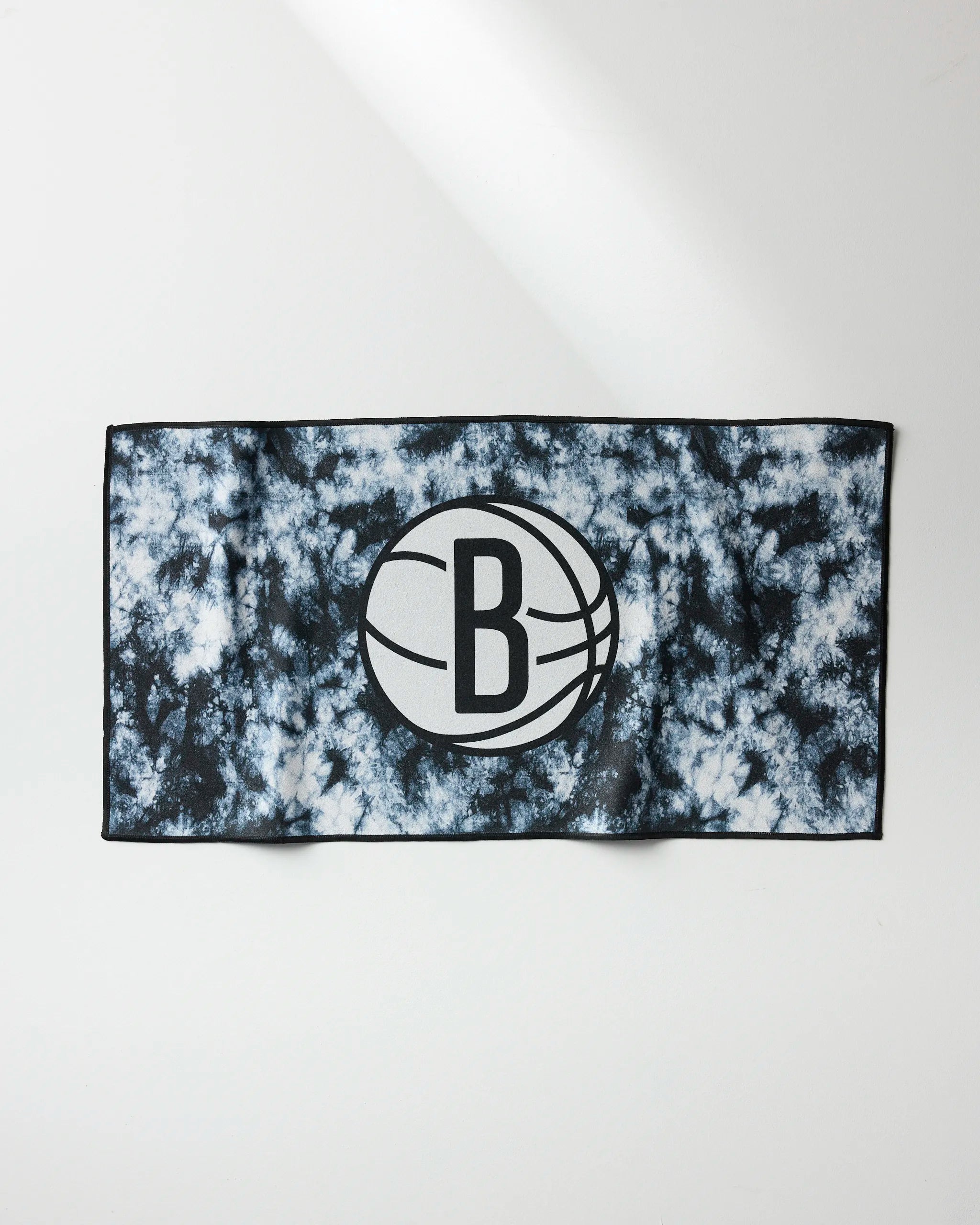 Nets Flash Fitness Towel | Geometry – GEOMETRY