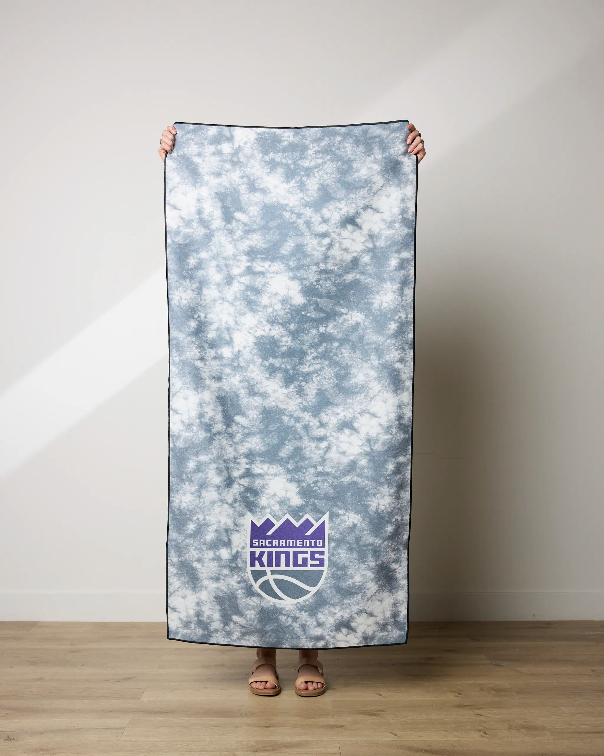 Kings Flash Beach Towel | Geometry – GEOMETRY