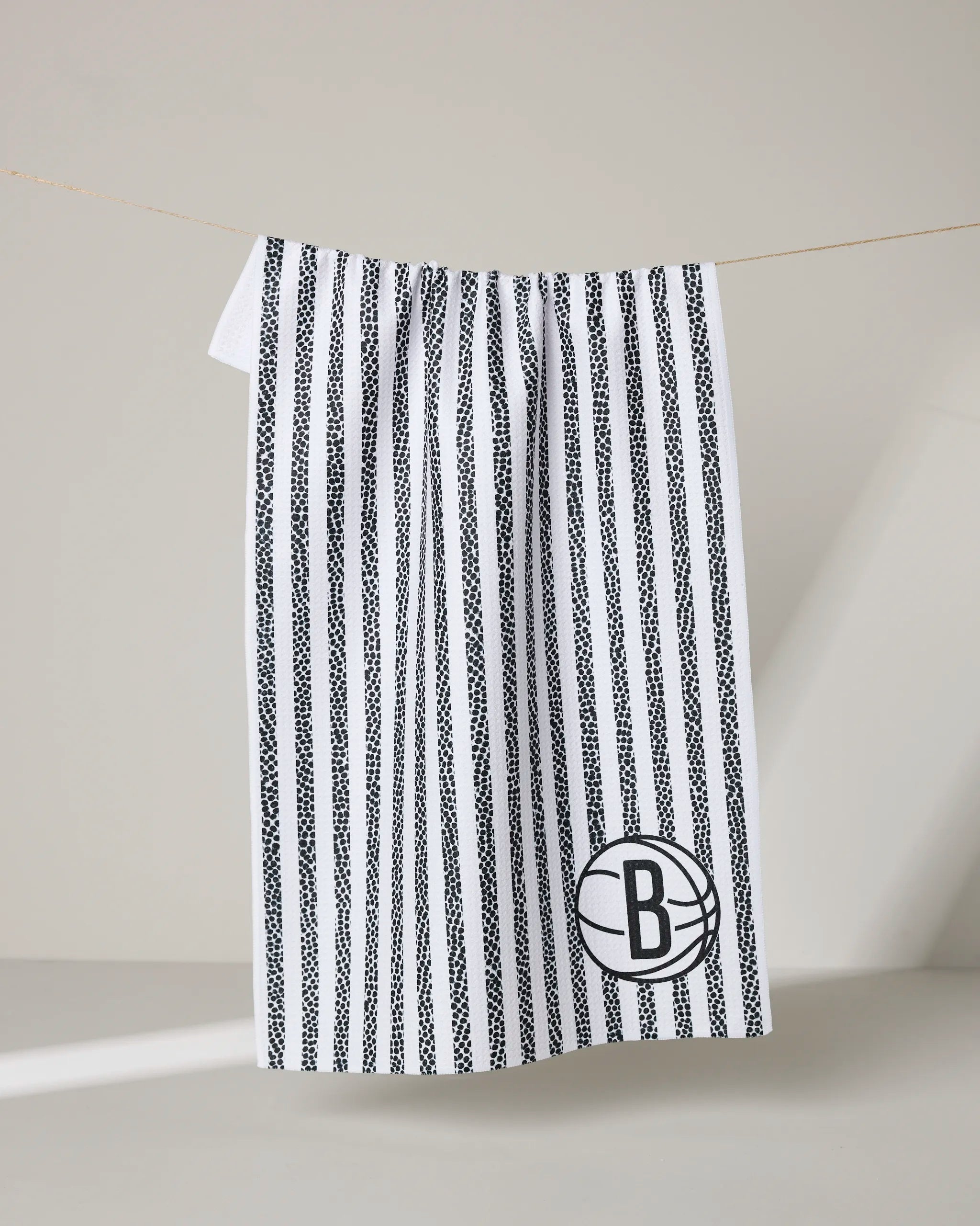 Nets Grip Stripe Tea Towel | Geometry – GEOMETRY